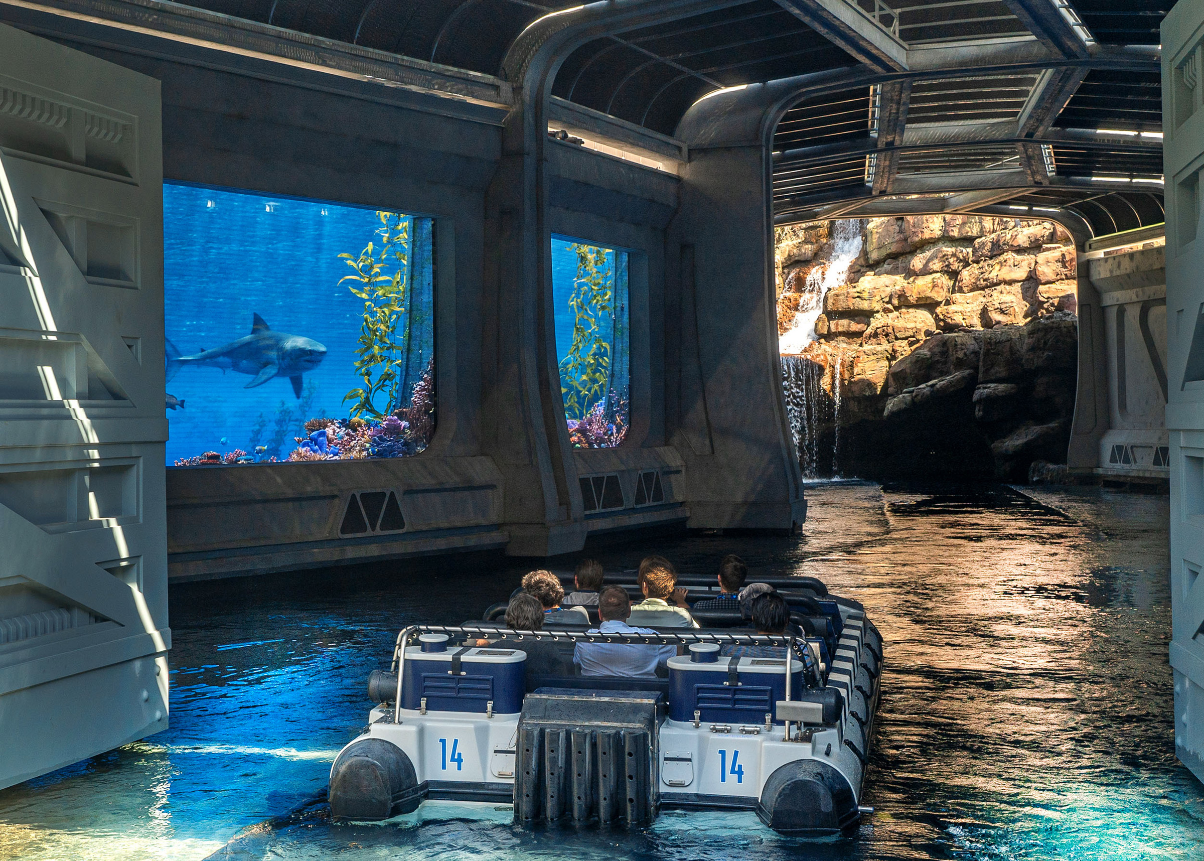 Jurassic World - The Ride at Universal Studios Hollywood | Attraction ...