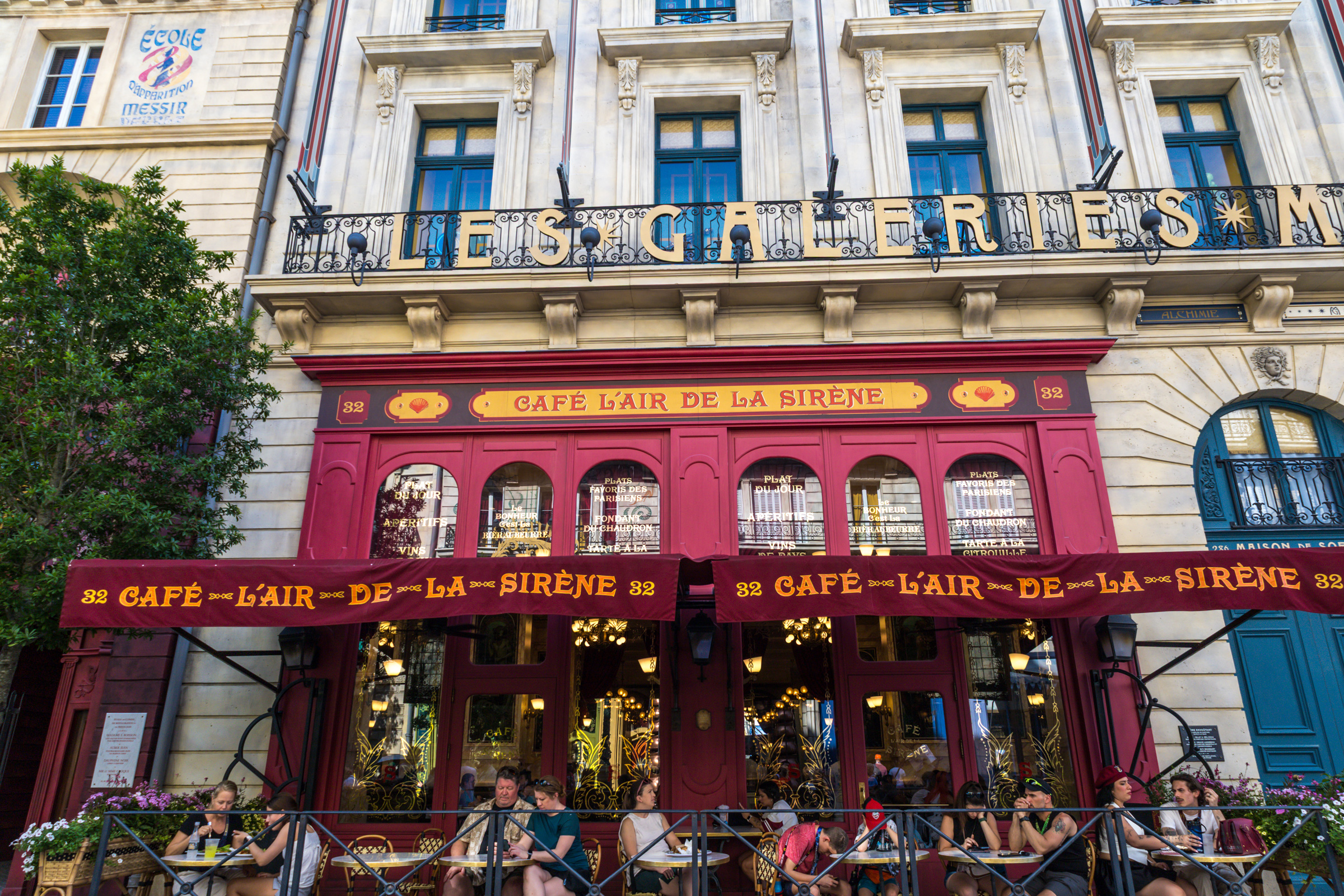 Café L’air De La Sirène at Universal Orlando | Attraction Insight
