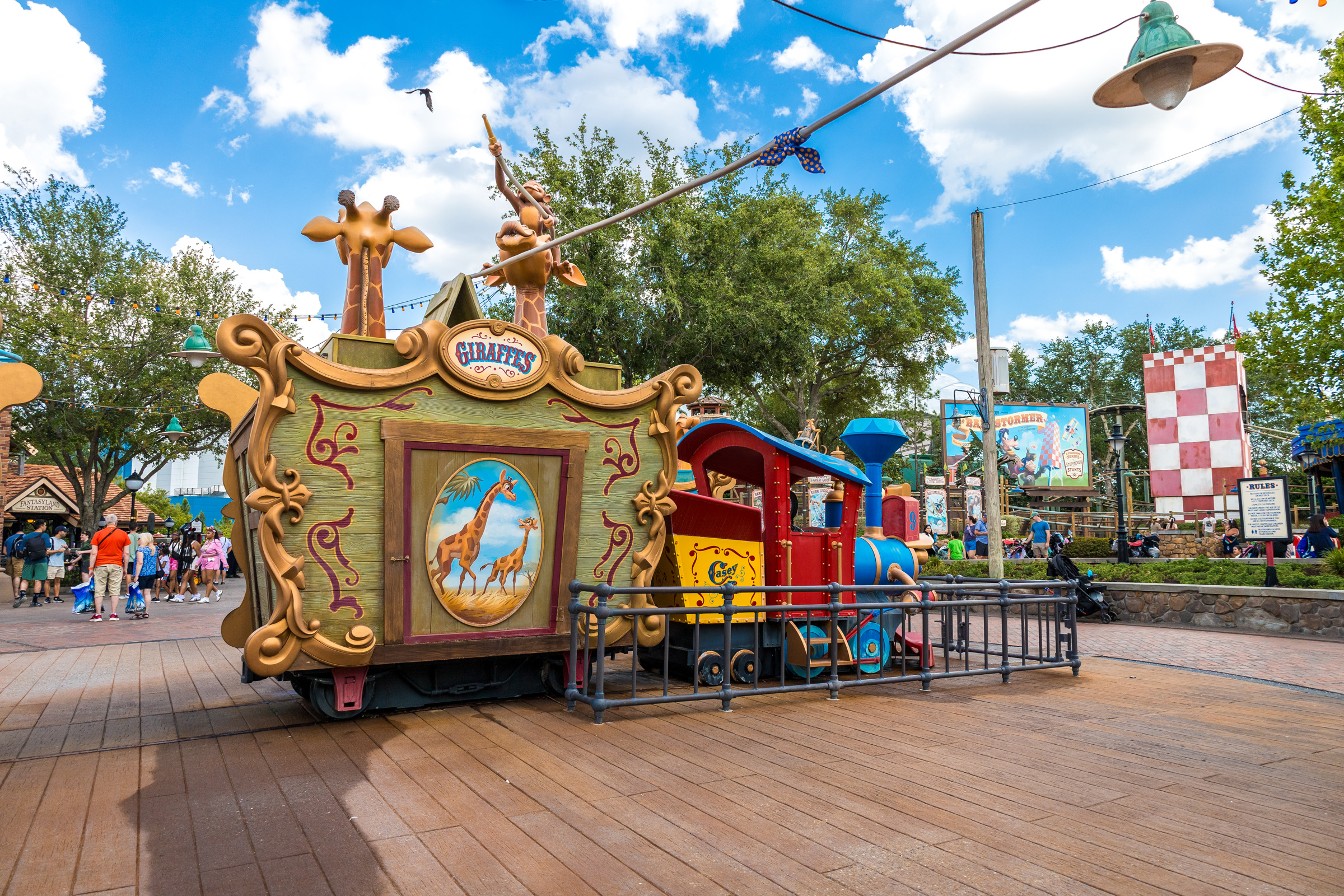 Casey Jr. Splash 'N' Soak Station at Walt Disney World | Attraction Insight