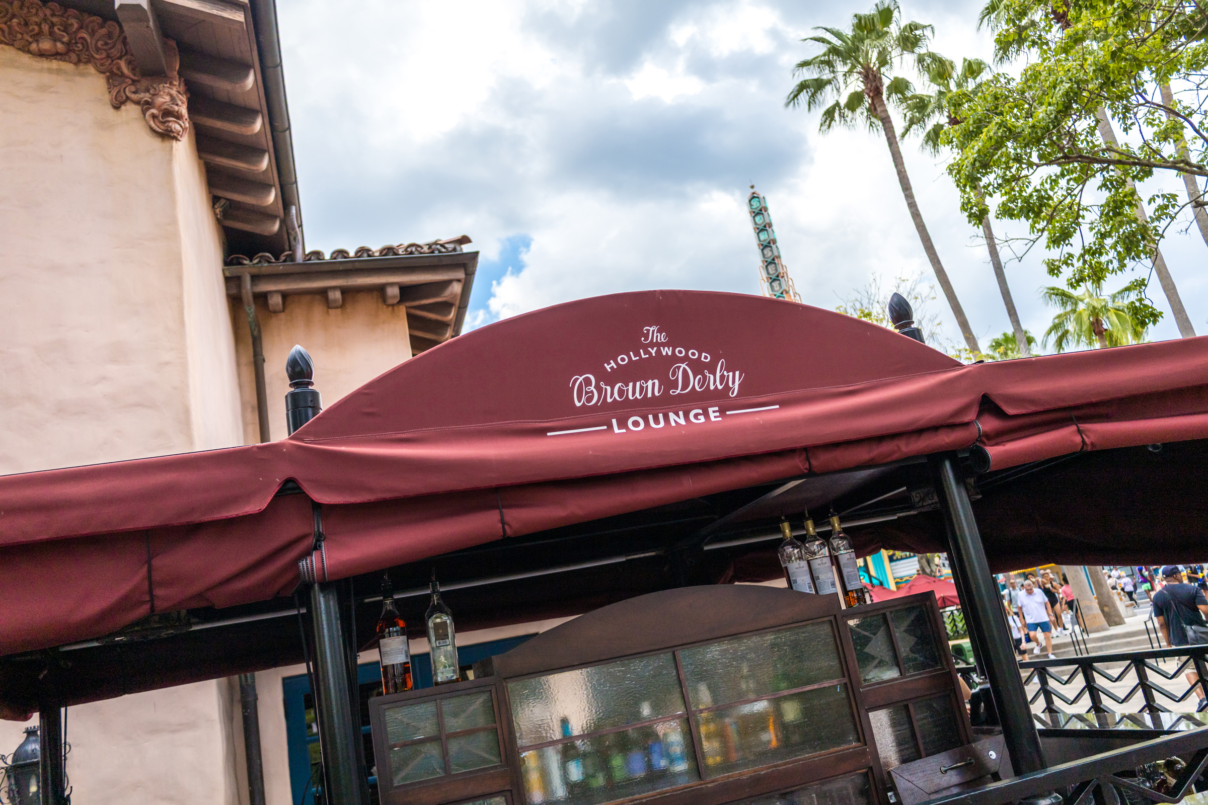 The Hollywood Brown Derby Lounge at Walt Disney World | Attraction Insight