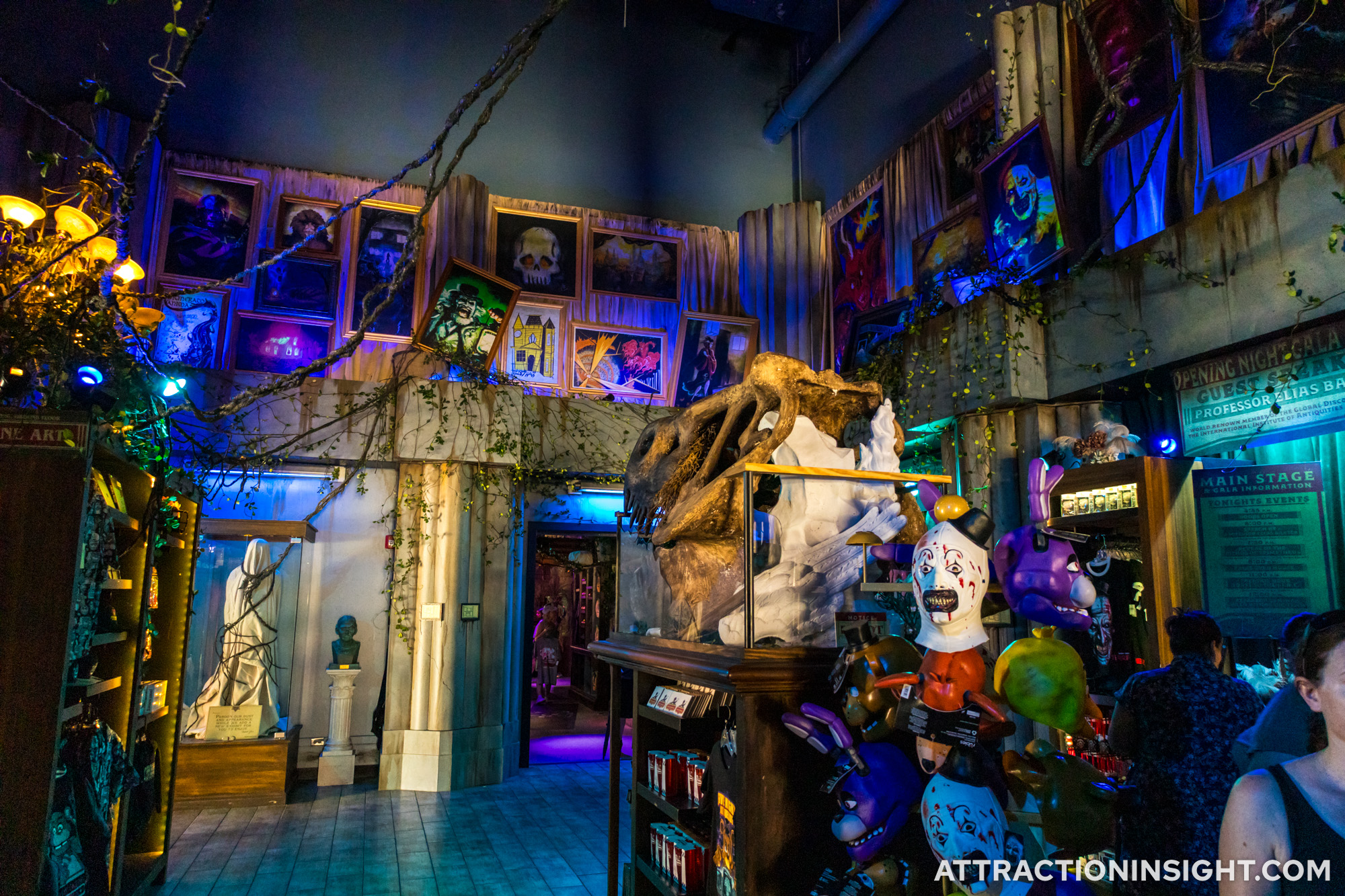 VIDEO: Halloween Horror Nights 2025 Tribute Store Now Open at Universal ...
