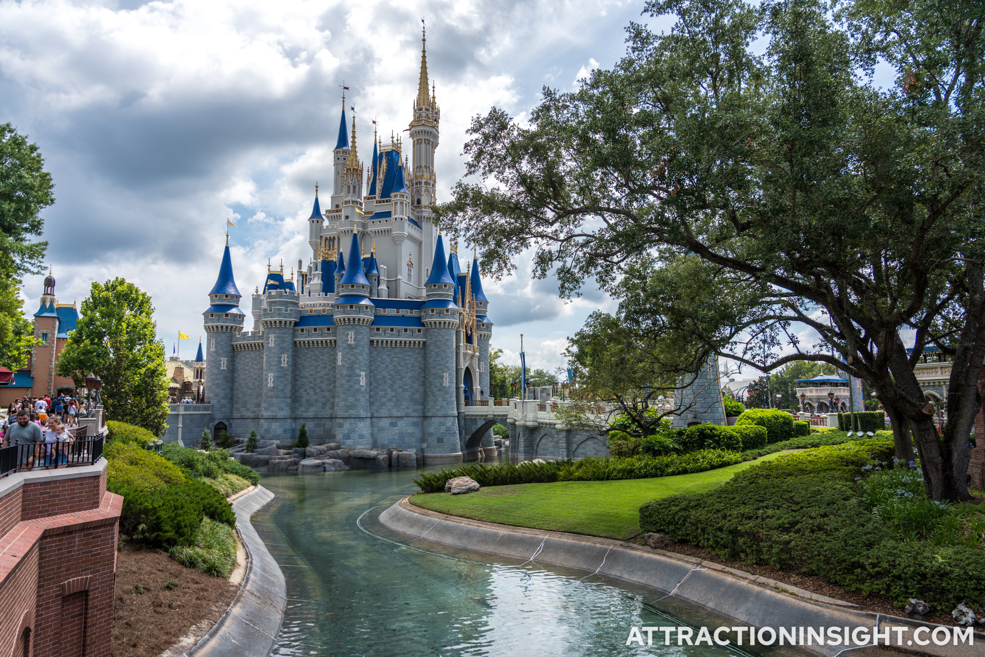 PHOTO UPDATE: Water Flowing Back Into Cinderella Castle Moat at Magic ...